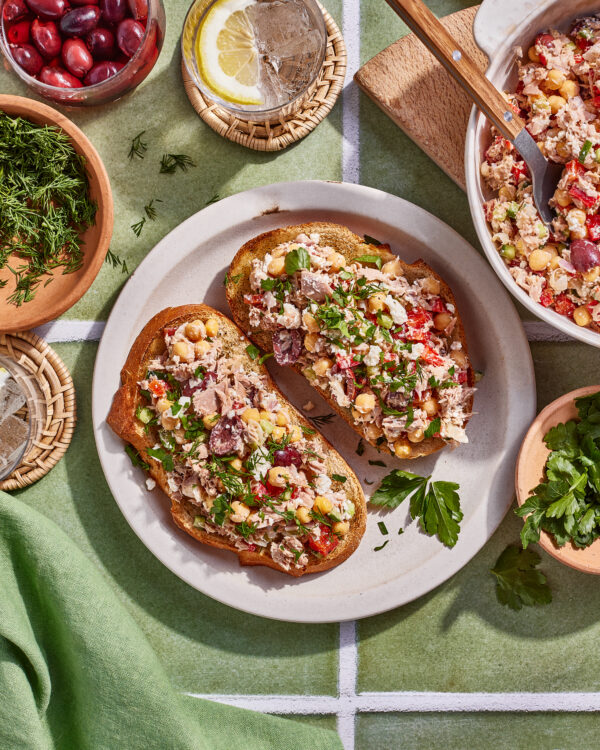 The BEST Follicular Phase Foods, Recipes + Tips for Hormone Balance ...